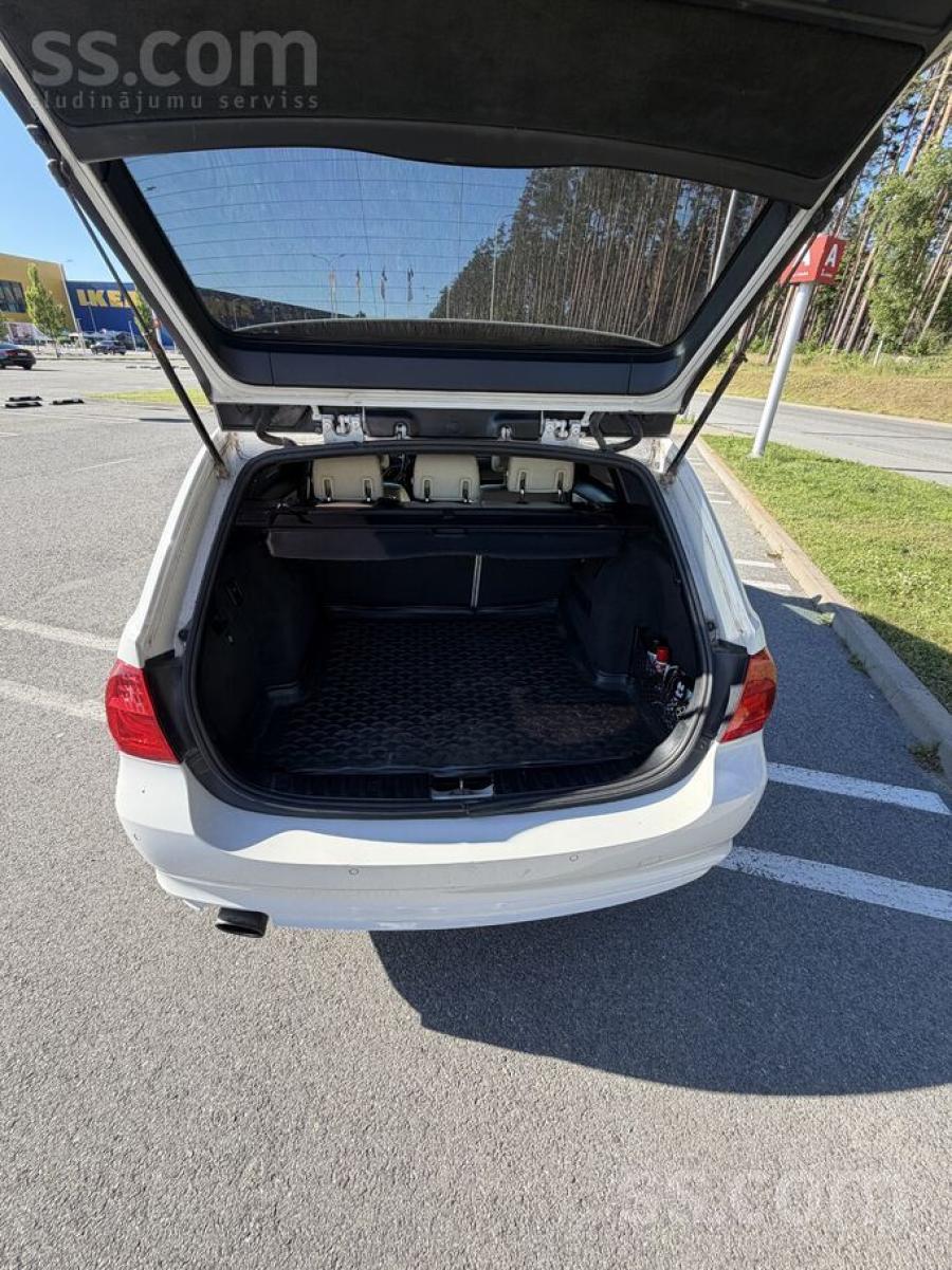 Balts BMW 320 2009 Rīga, ar dzinēja tilpumu 2.00 L un nobraukumu 380 tūkst. km par 5000 €, foto 4 vietnē AUTOMOTO.COM.LV
