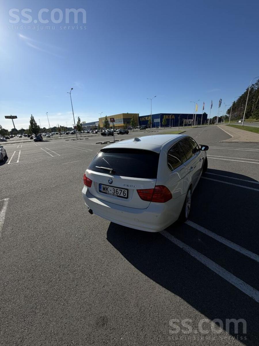 Balts BMW 320 2009 Rīga, ar dzinēja tilpumu 2.00 L un nobraukumu 380 tūkst. km par 5000 €, foto 5 vietnē AUTOMOTO.COM.LV