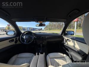 Balts BMW 320 2009 Rīga, ar dzinēja tilpumu 2.00 L un nobraukumu 380 tūkst. km par 5000 €, foto 13 vietnē AUTOMOTO.COM.LV