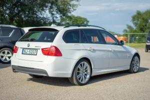 Balts BMW 320 2009 Liepāja, ar dzinēja tilpumu 2.00 L un nobraukumu 271 tūkst. km par 6900 €, foto 5 vietnē AUTOMOTO.COM.LV