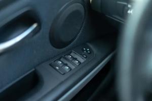 Balts BMW 320 2009 Liepāja, ar dzinēja tilpumu 2.00 L un nobraukumu 271 tūkst. km par 6900 €, foto 22 vietnē AUTOMOTO.COM.LV