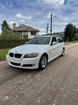White BMW 320 2009 in Kazlu Ruda, with an engine capacity of 2.00 L and mileage of 296 thousand km for 3500 €, photo  on AUTOMOTO.COM.LV