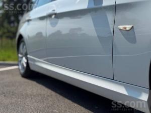 Balts BMW 320 2009 Rīga, ar dzinēja tilpumu 2.00 L un nobraukumu 289 tūkst. km par 3350 €, foto 12 vietnē AUTOMOTO.COM.LV