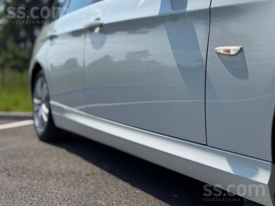 Balts BMW 320 2009 Rīga, ar dzinēja tilpumu 2.00 L un nobraukumu 289 tūkst. km par 3350 €, foto 12 vietnē AUTOMOTO.COM.LV