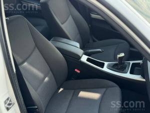 Balts BMW 320 2009 Rīga, ar dzinēja tilpumu 2.00 L un nobraukumu 289 tūkst. km par 3350 €, foto 23 vietnē AUTOMOTO.COM.LV