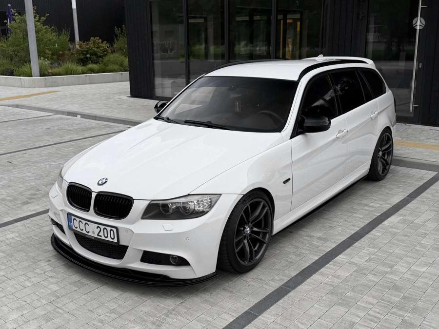 Balts BMW 320 2009 Šauļi, ar dzinēja tilpumu 2.00 L un nobraukumu 339 tūkst. km par 8400 €, foto 1 vietnē AUTOMOTO.COM.LV