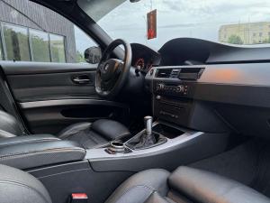 Balts BMW 320 2009 Šauļi, ar dzinēja tilpumu 2.00 L un nobraukumu 339 tūkst. km par 8400 €, foto 16 vietnē AUTOMOTO.COM.LV