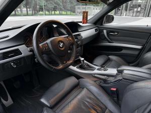 Balts BMW 320 2009 Šauļi, ar dzinēja tilpumu 2.00 L un nobraukumu 339 tūkst. km par 8400 €, foto 20 vietnē AUTOMOTO.COM.LV