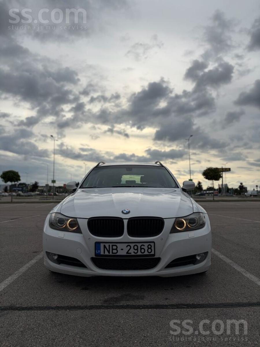 Balts BMW 320 2009 Rīga, ar dzinēja tilpumu 2.00 L un nobraukumu 481 tūkst. km par 4350 €, foto 3 vietnē AUTOMOTO.COM.LV