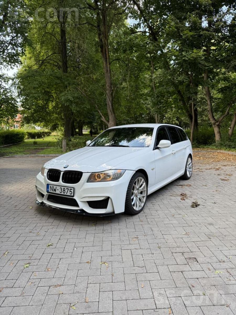 Balts BMW 320 2009 Rīga, ar dzinēja tilpumu 2.00 L un nobraukumu 327 tūkst. km par 6000 €, foto 4 vietnē AUTOMOTO.COM.LV