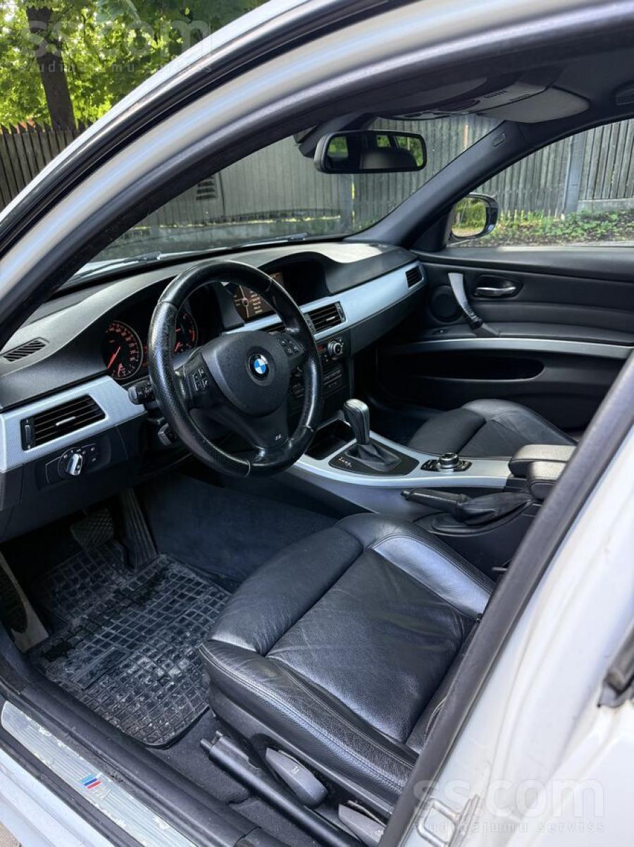 Balts BMW 320 2009 Rīga, ar dzinēja tilpumu 2.00 L un nobraukumu 327 tūkst. km par 6000 €, foto 9 vietnē AUTOMOTO.COM.LV
