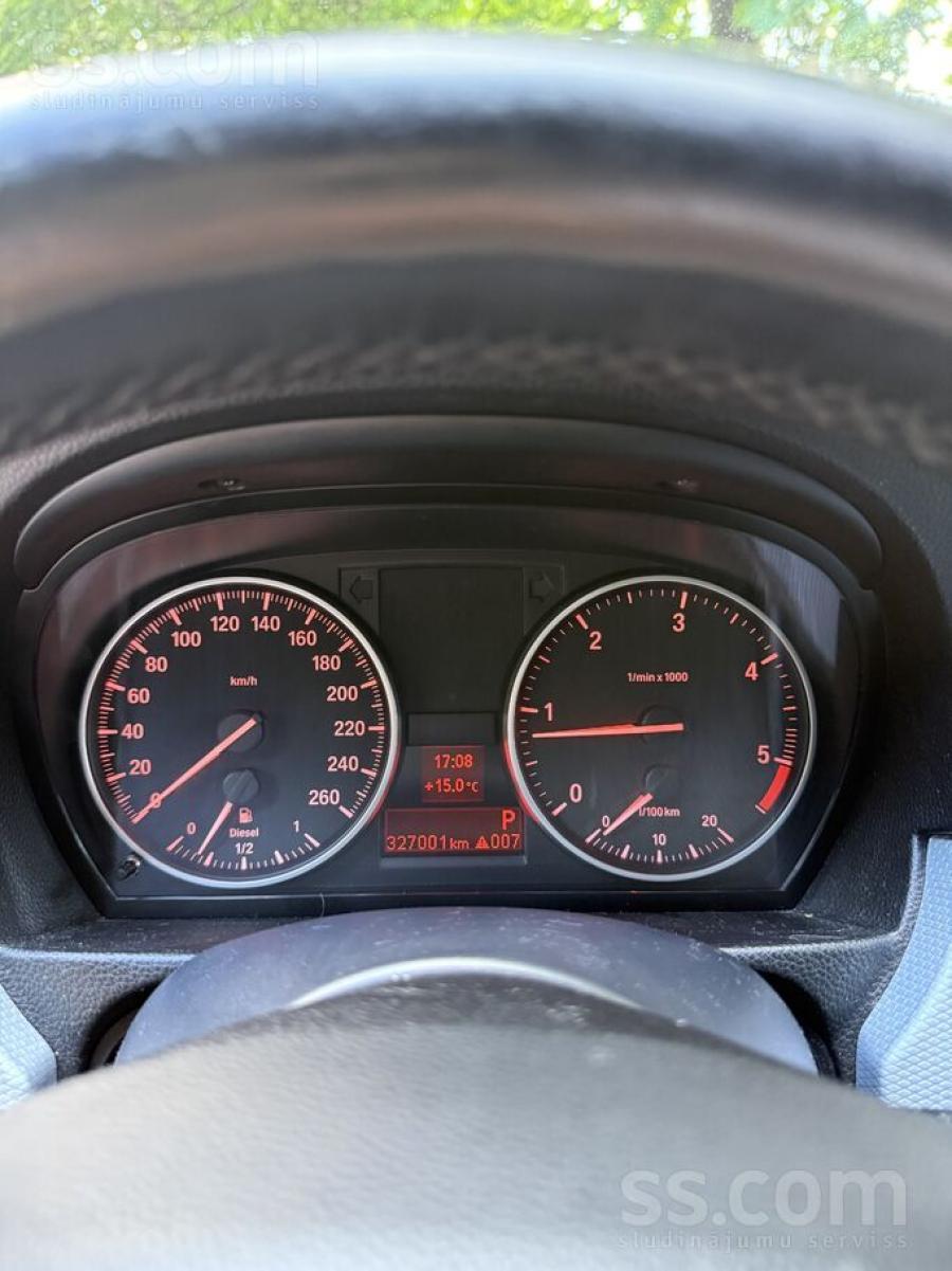 Balts BMW 320 2009 Rīga, ar dzinēja tilpumu 2.00 L un nobraukumu 327 tūkst. km par 6000 €, foto 12 vietnē AUTOMOTO.COM.LV