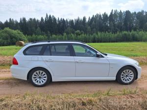 Balts BMW 320 2009 Valmiera, ar dzinēja tilpumu 2.00 L un nobraukumu 236 tūkst. km par 3200 €, foto 7 vietnē AUTOMOTO.COM.LV