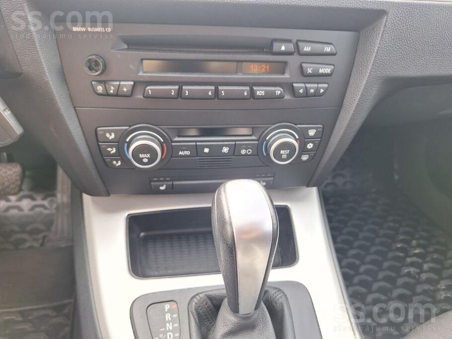 Balts BMW 320 2009 Valmiera, ar dzinēja tilpumu 2.00 L un nobraukumu 236 tūkst. km par 3200 €, foto 11 vietnē AUTOMOTO.COM.LV
