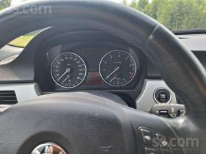 Balts BMW 320 2009 Valmiera, ar dzinēja tilpumu 2.00 L un nobraukumu 236 tūkst. km par 3200 €, foto 13 vietnē AUTOMOTO.COM.LV