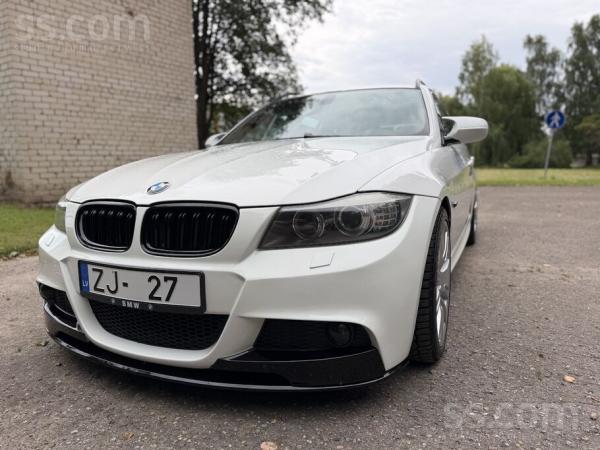 Balts BMW 320 2009 Jelgava, ar dzinēja tilpumu 2.00 L un nobraukumu 370 tūkst. km par 7800 €, foto 5 vietnē AUTOMOTO.COM.LV