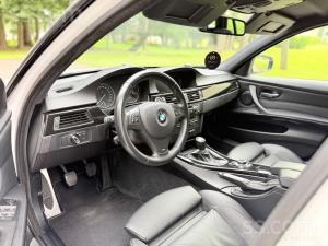 Balts BMW 320 2009 Jelgava, ar dzinēja tilpumu 2.00 L un nobraukumu 370 tūkst. km par 7800 €, foto 19 vietnē AUTOMOTO.COM.LV