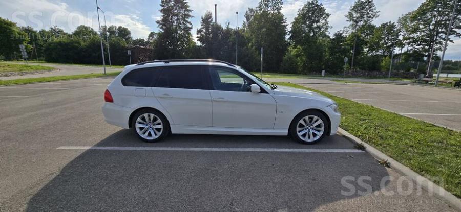 White BMW 320 2009 in Balvi, with an engine capacity of 2.00 L and mileage of 307 thousand km for 4300 €, photo 5 on AUTOMOTO.COM.LV