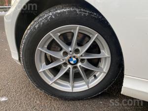 Balts BMW 320 2010 Rīga, ar dzinēja tilpumu 2.00 L un nobraukumu 0 tūkst. km par 6299 €, foto 32 vietnē AUTOMOTO.COM.LV