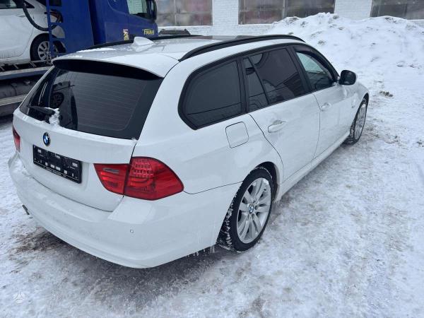 Balts BMW 320 2010 Marijampole, ar dzinēja tilpumu 2.00 L un nobraukumu 297 tūkst. km par 4999 €, foto 5 vietnē AUTOMOTO.COM.LV