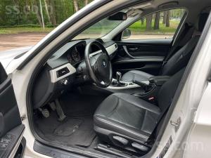 White BMW 320 2010 in Riga, with an engine capacity of 2.00 L and mileage of 0 thousand km for 5499 €, photo 10 on AUTOMOTO.COM.LV