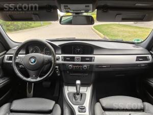 Balts BMW 320 2010 Rīga, ar dzinēja tilpumu 2.00 L un nobraukumu 270 tūkst. km par 6600 €, foto 12 vietnē AUTOMOTO.COM.LV