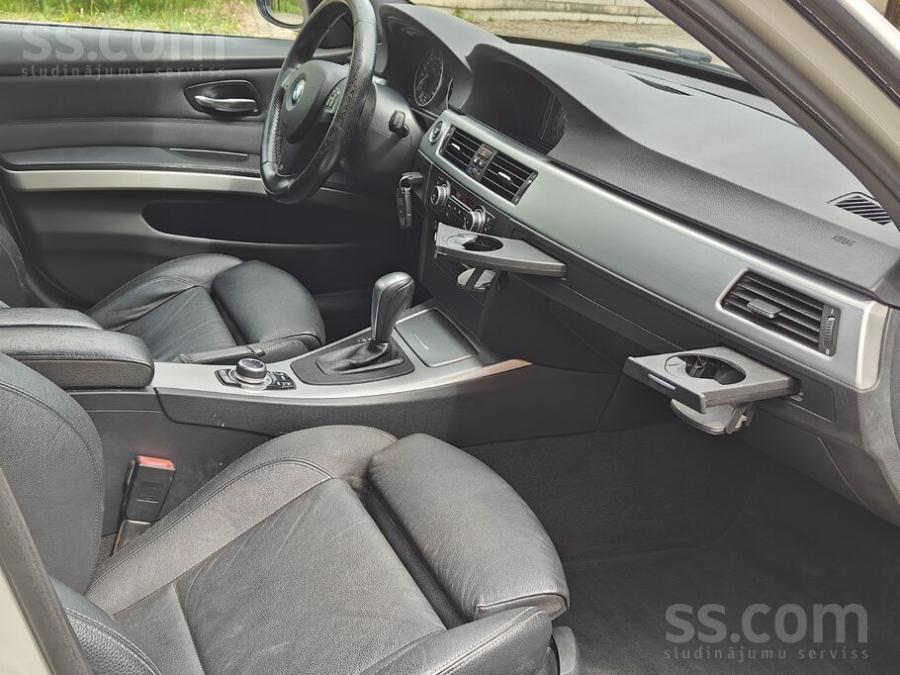 Balts BMW 320 2010 Rīga, ar dzinēja tilpumu 2.00 L un nobraukumu 270 tūkst. km par 6600 €, foto 16 vietnē AUTOMOTO.COM.LV
