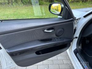 Balts BMW 320 2010 Rīga, ar dzinēja tilpumu 2.00 L un nobraukumu 314 tūkst. km par 6550 €, foto 12 vietnē AUTOMOTO.COM.LV