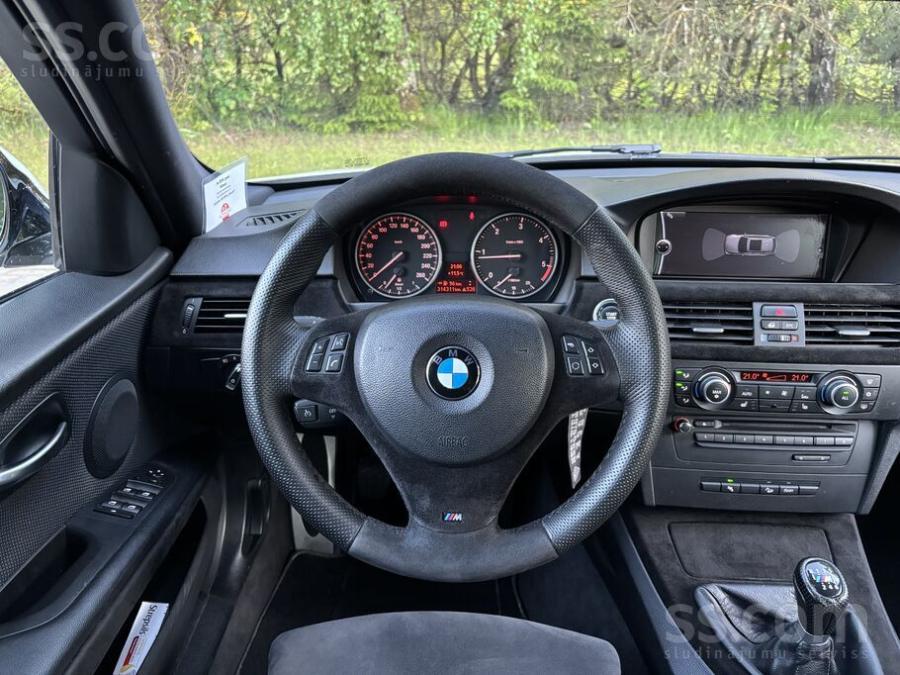 Balts BMW 320 2010 Rīga, ar dzinēja tilpumu 2.00 L un nobraukumu 314 tūkst. km par 6550 €, foto 15 vietnē AUTOMOTO.COM.LV