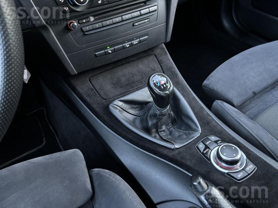 Balts BMW 320 2010 Rīga, ar dzinēja tilpumu 2.00 L un nobraukumu 314 tūkst. km par 6550 €, foto 17 vietnē AUTOMOTO.COM.LV
