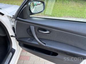 Balts BMW 320 2010 Rīga, ar dzinēja tilpumu 2.00 L un nobraukumu 314 tūkst. km par 6550 €, foto 25 vietnē AUTOMOTO.COM.LV