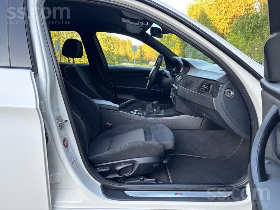 Balts BMW 320 2010 Rīga, ar dzinēja tilpumu 2.00 L un nobraukumu 314 tūkst. km par 6550 €, foto 26 vietnē AUTOMOTO.COM.LV