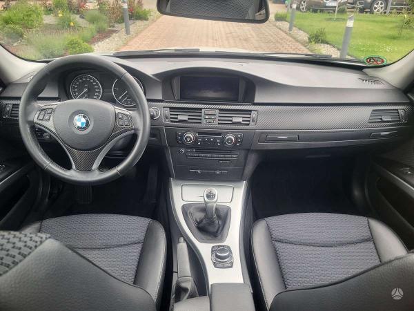 Balts BMW 320 2010 Viļņa, ar dzinēja tilpumu 2.00 L un nobraukumu 265 tūkst. km par 4199 €, foto 4 vietnē AUTOMOTO.COM.LV