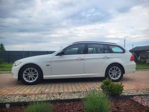White BMW 320 2010 in Vilnius, with an engine capacity of 2.00 L and mileage of 265 thousand km for 4199 €, photo 7 on AUTOMOTO.COM.LV