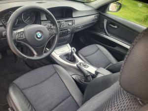 White BMW 320 2010 in Vilnius, with an engine capacity of 2.00 L and mileage of 265 thousand km for 4199 €, photo 11 on AUTOMOTO.COM.LV