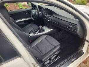 White BMW 320 2010 in Vilnius, with an engine capacity of 2.00 L and mileage of 265 thousand km for 4199 €, photo 17 on AUTOMOTO.COM.LV