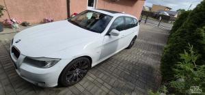 White BMW 320 2010 in Siauliai, with an engine capacity of 2.00 L and mileage of 330 thousand km for 4600 €, photo 3 on AUTOMOTO.COM.LV