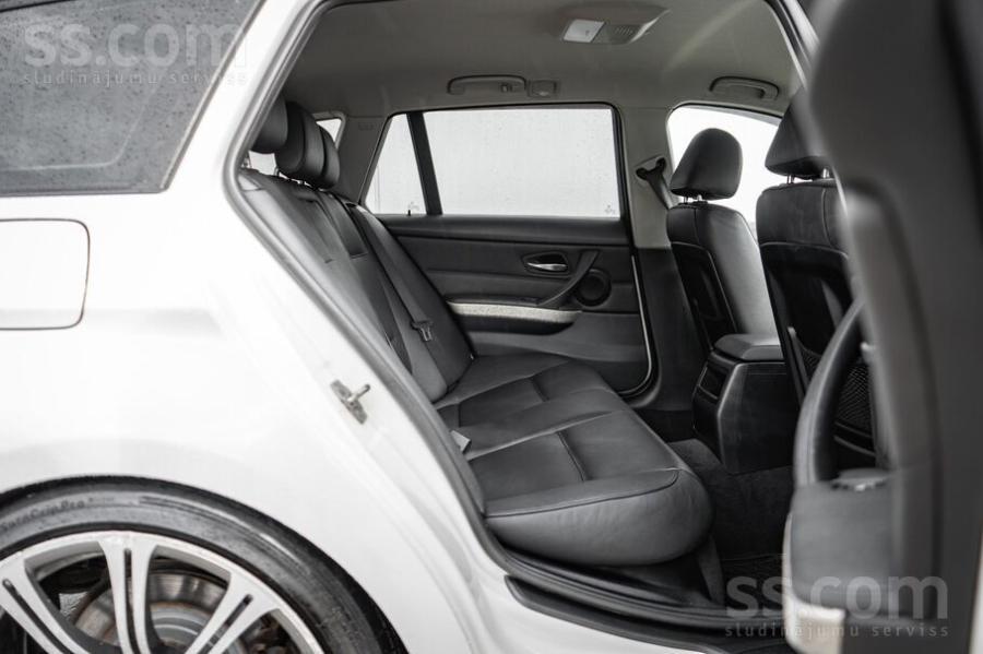 White BMW 320 2010 in Riga, with an engine capacity of 2.00 L and mileage of 270 thousand km for 4495 €, photo 12 on AUTOMOTO.COM.LV