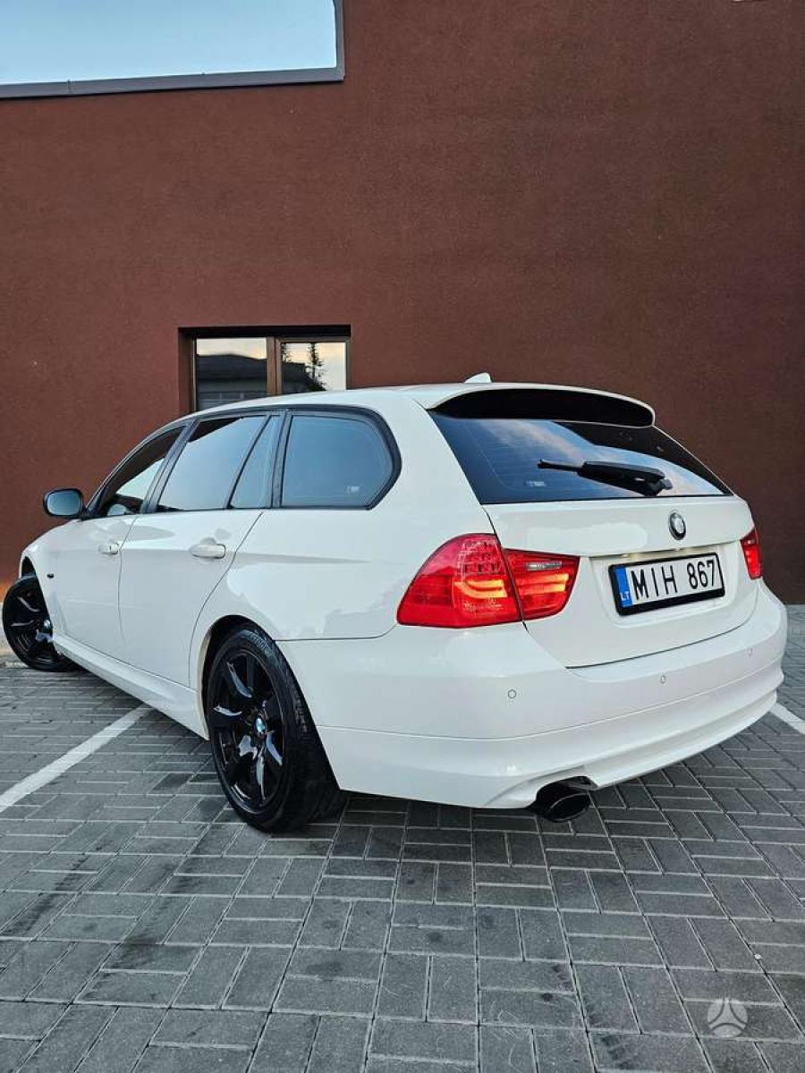 Balts BMW 320 2010 Kaišiadorys, ar dzinēja tilpumu 2.00 L un nobraukumu 376 tūkst. km par 4650 €, foto 5 vietnē AUTOMOTO.COM.LV