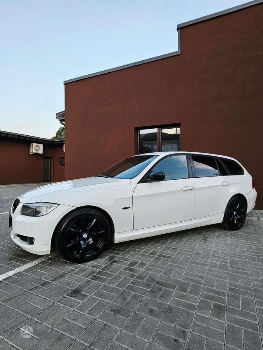 Balts BMW 320 2010 Kaišiadorys, ar dzinēja tilpumu 2.00 L un nobraukumu 376 tūkst. km par 4650 €, foto 8 vietnē AUTOMOTO.COM.LV