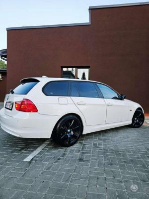 Balts BMW 320 2010 Kaišiadorys, ar dzinēja tilpumu 2.00 L un nobraukumu 376 tūkst. km par 4650 €, foto 10 vietnē AUTOMOTO.COM.LV