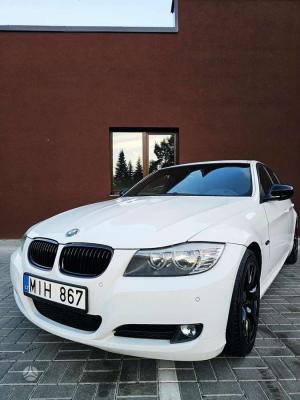 Balts BMW 320 2010 Kaišiadorys, ar dzinēja tilpumu 2.00 L un nobraukumu 376 tūkst. km par 4650 €, foto 12 vietnē AUTOMOTO.COM.LV