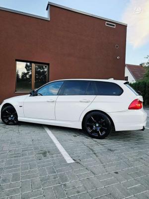 Balts BMW 320 2010 Kaišiadorys, ar dzinēja tilpumu 2.00 L un nobraukumu 376 tūkst. km par 4650 €, foto 14 vietnē AUTOMOTO.COM.LV