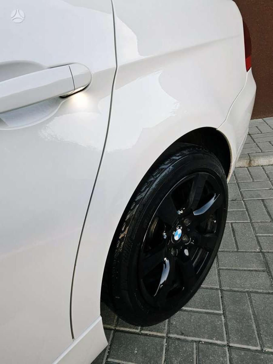 Balts BMW 320 2010 Kaišiadorys, ar dzinēja tilpumu 2.00 L un nobraukumu 376 tūkst. km par 4650 €, foto 21 vietnē AUTOMOTO.COM.LV