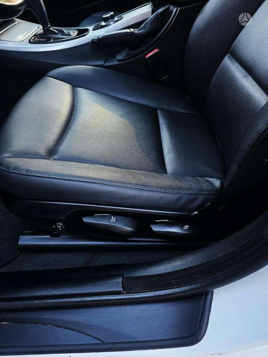 Balts BMW 320 2010 Kaišiadorys, ar dzinēja tilpumu 2.00 L un nobraukumu 376 tūkst. km par 4650 €, foto 41 vietnē AUTOMOTO.COM.LV