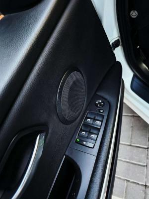 Balts BMW 320 2010 Kaišiadorys, ar dzinēja tilpumu 2.00 L un nobraukumu 376 tūkst. km par 4650 €, foto 42 vietnē AUTOMOTO.COM.LV