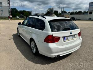 White BMW 320 2010 in Riga, with an engine capacity of 2.00 L and mileage of 320 thousand km for 4500 €, photo 3 on AUTOMOTO.COM.LV