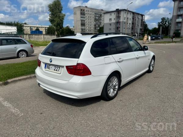 Balts BMW 320 2010 Rīga, ar dzinēja tilpumu 2.00 L un nobraukumu 320 tūkst. km par 4500 €, foto 3 vietnē AUTOMOTO.COM.LV