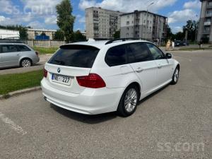 White BMW 320 2010 in Riga, with an engine capacity of 2.00 L and mileage of 320 thousand km for 4500 €, photo 4 on AUTOMOTO.COM.LV