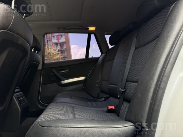 Balts BMW 320 2010 Rīga, ar dzinēja tilpumu 2.00 L un nobraukumu 311 tūkst. km par 4690 €, foto 8 vietnē AUTOMOTO.COM.LV